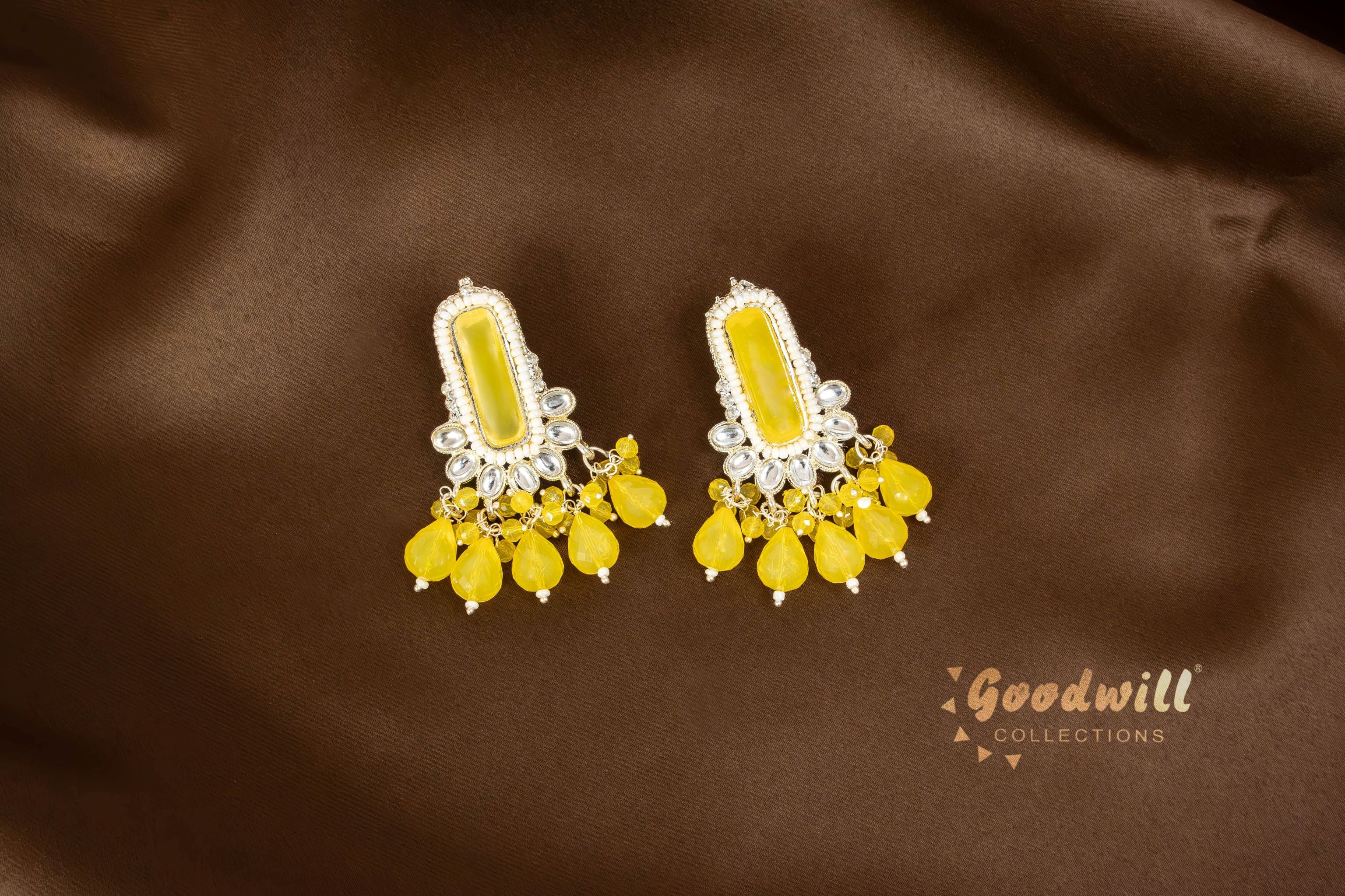 BUDGET FRIENDLY STUD HANGING EARRINGS