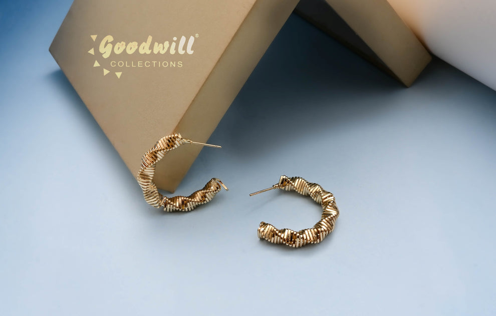 GOLDEN RIPPLE SWIRL HOOPS